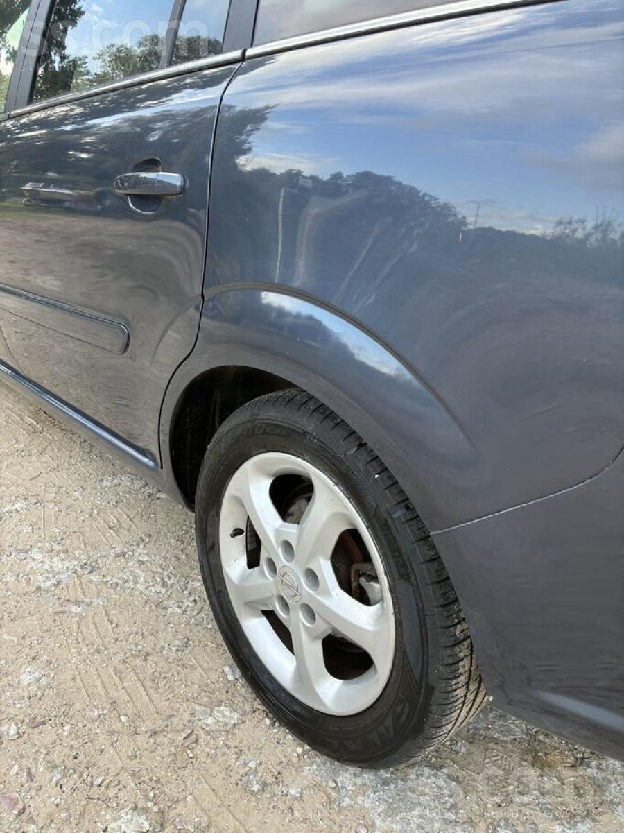 Zils Opel Zafira 2006 Rīga, ar dzinēja tilpumu 1.80 L un nobraukumu 215 tūkst. km par 2850 €, foto 12 vietnē AUTOMOTO.COM.LV