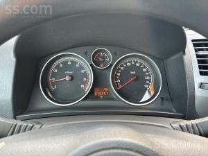Zils Opel Zafira 2006 Rīga, ar dzinēja tilpumu 1.80 L un nobraukumu 215 tūkst. km par 2850 €, foto 20 vietnē AUTOMOTO.COM.LV