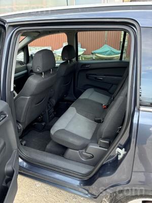 Zils Opel Zafira 2006 Rīga, ar dzinēja tilpumu 1.80 L un nobraukumu 215 tūkst. km par 2850 €, foto 22 vietnē AUTOMOTO.COM.LV