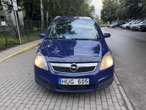 Blue Opel Zafira 2006 in Vilnius, with an engine capacity of 1.91 L and mileage of 289 thousand km for 1350 €, photo 3 on AUTOMOTO.COM.LV