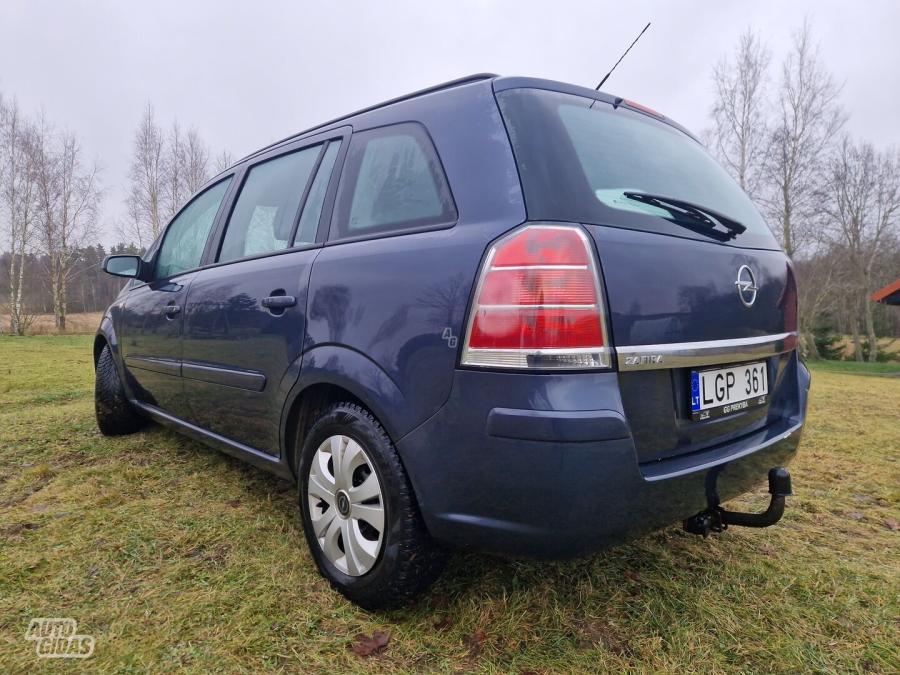 Blue Opel Zafira 2007 in Ignalina, with an engine capacity of 1.60 L and mileage of 281 thousand km for 2000 €, photo 5 on AUTOMOTO.COM.LV
