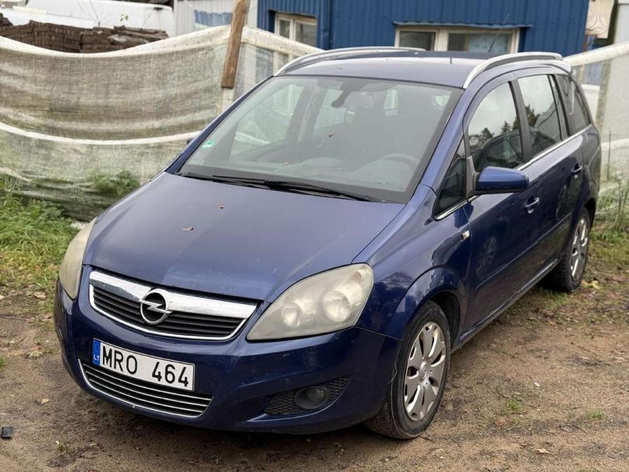 Blue Opel Zafira 2007 in Vilnius, with an engine capacity of 1.90 L and mileage of 287 thousand km for 850 €, photo 1 on AUTOMOTO.COM.LV