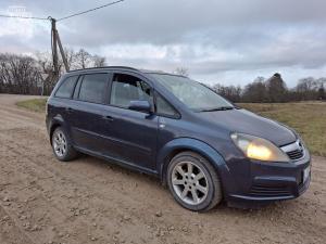Blue Opel Zafira 2007 in Kretinga, with an engine capacity of 1.90 L and mileage of 271 thousand km for 950 €, photo 3 on AUTOMOTO.COM.LV
