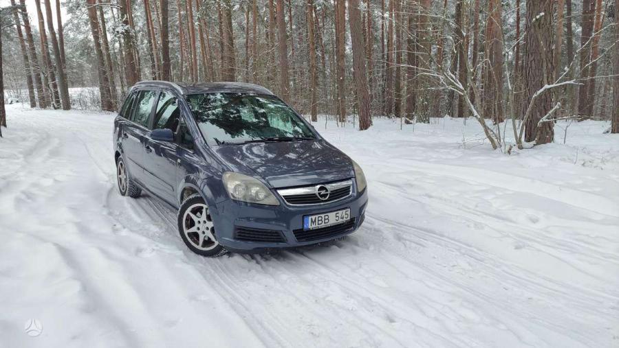 Zils Opel Zafira 2007 Viļņa, ar dzinēja tilpumu 1.91 L un nobraukumu 328 tūkst. km par 1850 €, foto 2 vietnē AUTOMOTO.COM.LV