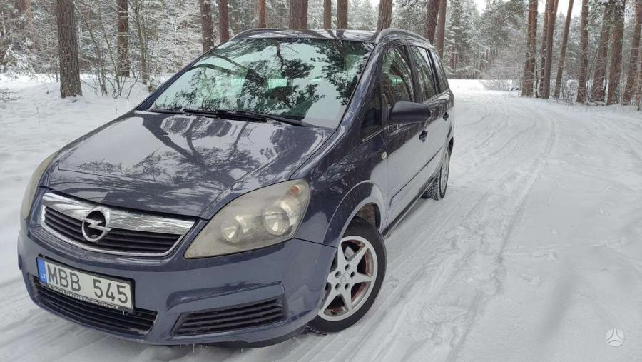 Zils Opel Zafira 2007 Viļņa, ar dzinēja tilpumu 1.91 L un nobraukumu 328 tūkst. km par 1850 €, foto 4 vietnē AUTOMOTO.COM.LV