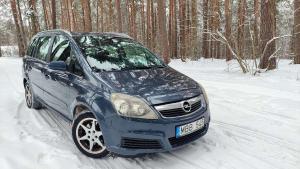 Zils Opel Zafira 2007 Viļņa, ar dzinēja tilpumu 1.91 L un nobraukumu 328 tūkst. km par 1850 €, foto 5 vietnē AUTOMOTO.COM.LV