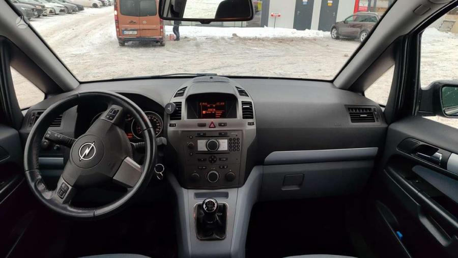 Zils Opel Zafira 2007 Viļņa, ar dzinēja tilpumu 1.91 L un nobraukumu 328 tūkst. km par 1850 €, foto 11 vietnē AUTOMOTO.COM.LV