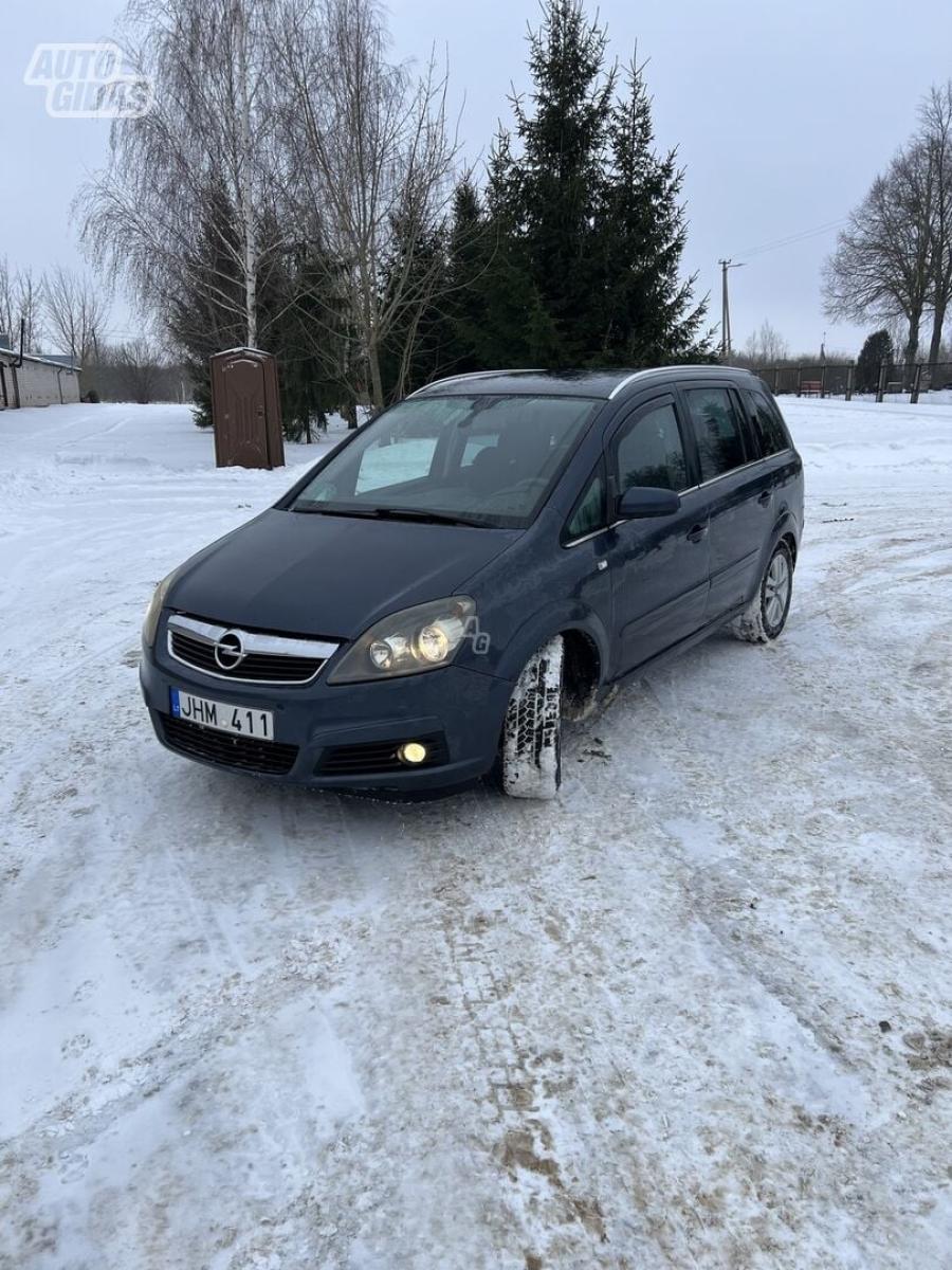 Blue Opel Zafira 2007 in Vilkaviskis, with an engine capacity of 1.90 L and mileage of 325 thousand km for 1849 €, photo 1 on AUTOMOTO.COM.LV