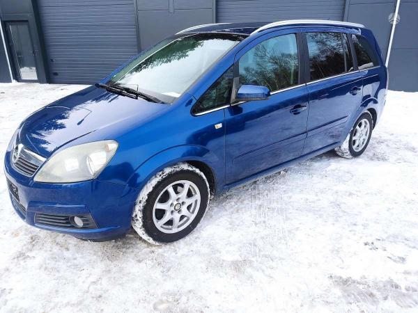 Blue Opel Zafira 2007 in Utena, with an engine capacity of 1.80 L and mileage of 218 thousand km for 2200 €, photo 2 on AUTOMOTO.COM.LV