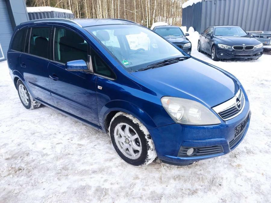 Zils Opel Zafira 2007 Utena, ar dzinēja tilpumu 1.80 L un nobraukumu 218 tūkst. km par 2200 €, foto 6 vietnē AUTOMOTO.COM.LV