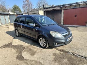 Zils Opel Zafira 2007 Kauņa, ar dzinēja tilpumu 1.90 L un nobraukumu 325 tūkst. km par 1499 €, foto  vietnē AUTOMOTO.COM.LV