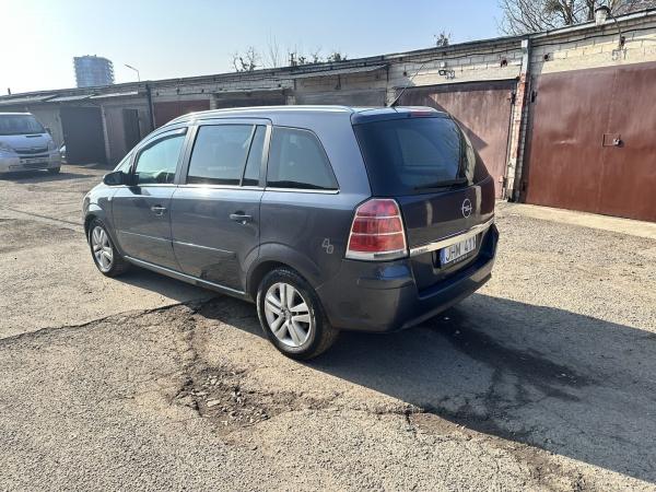 Zils Opel Zafira 2007 Kauņa, ar dzinēja tilpumu 1.90 L un nobraukumu 325 tūkst. km par 1499 €, foto 3 vietnē AUTOMOTO.COM.LV