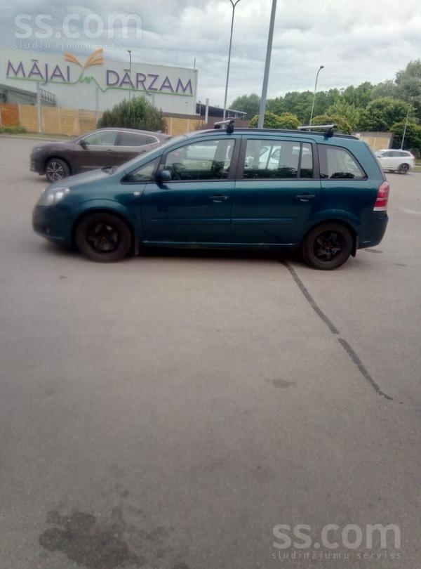 Zils Opel Zafira 2007 Cēsis, ar dzinēja tilpumu 1.90 L un nobraukumu 426 tūkst. km par 900 €, foto 2 vietnē AUTOMOTO.COM.LV