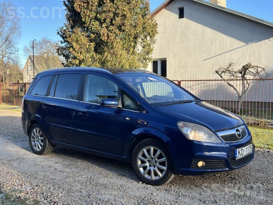 Синий Опель Зафира 2007 в Рига, объемом двигателя 1.90 л и пробегом 275 тыс. км за 1600 €, фото 3 на AUTOMOTO.COM.LV
