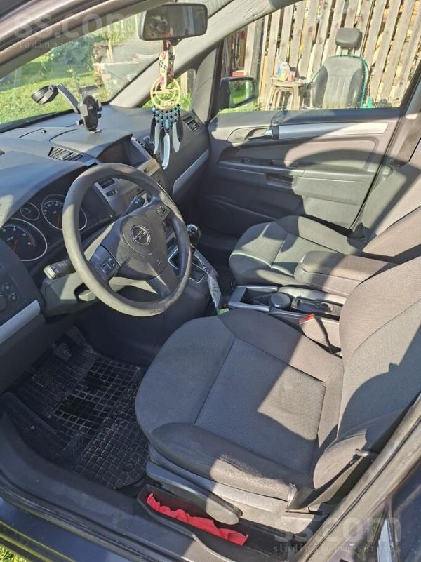 Zils Opel Zafira 2007 Tukums, ar dzinēja tilpumu 1.90 L un nobraukumu 378 tūkst. km par 900 €, foto 6 vietnē AUTOMOTO.COM.LV