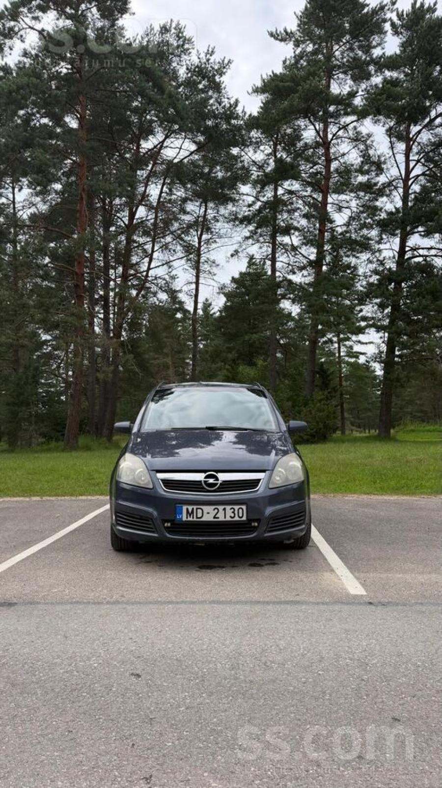 Zils Opel Zafira 2007 Tukums, ar dzinēja tilpumu 1.90 L un nobraukumu 409 tūkst. km par 1400 €, foto 1 vietnē AUTOMOTO.COM.LV