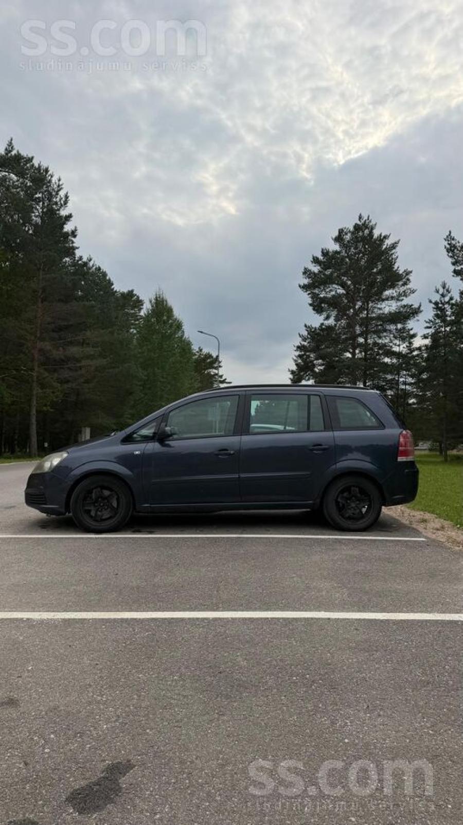 Zils Opel Zafira 2007 Tukums, ar dzinēja tilpumu 1.90 L un nobraukumu 409 tūkst. km par 1400 €, foto 3 vietnē AUTOMOTO.COM.LV