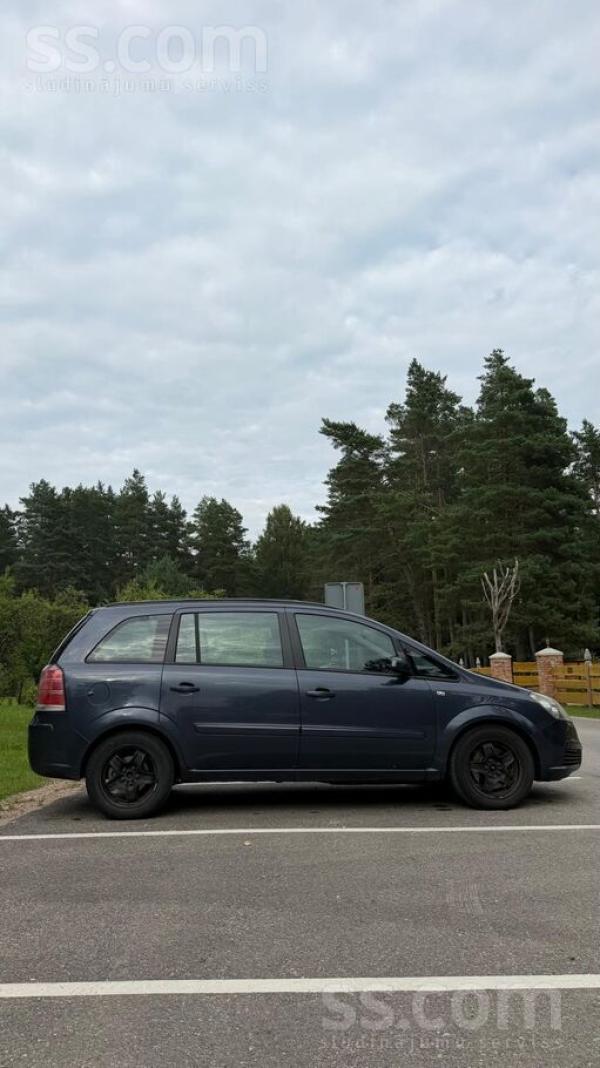 Zils Opel Zafira 2007 Tukums, ar dzinēja tilpumu 1.90 L un nobraukumu 409 tūkst. km par 1400 €, foto 4 vietnē AUTOMOTO.COM.LV
