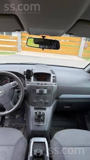 Zils Opel Zafira 2007 Tukums, ar dzinēja tilpumu 1.90 L un nobraukumu 409 tūkst. km par 1400 €, foto 6 vietnē AUTOMOTO.COM.LV