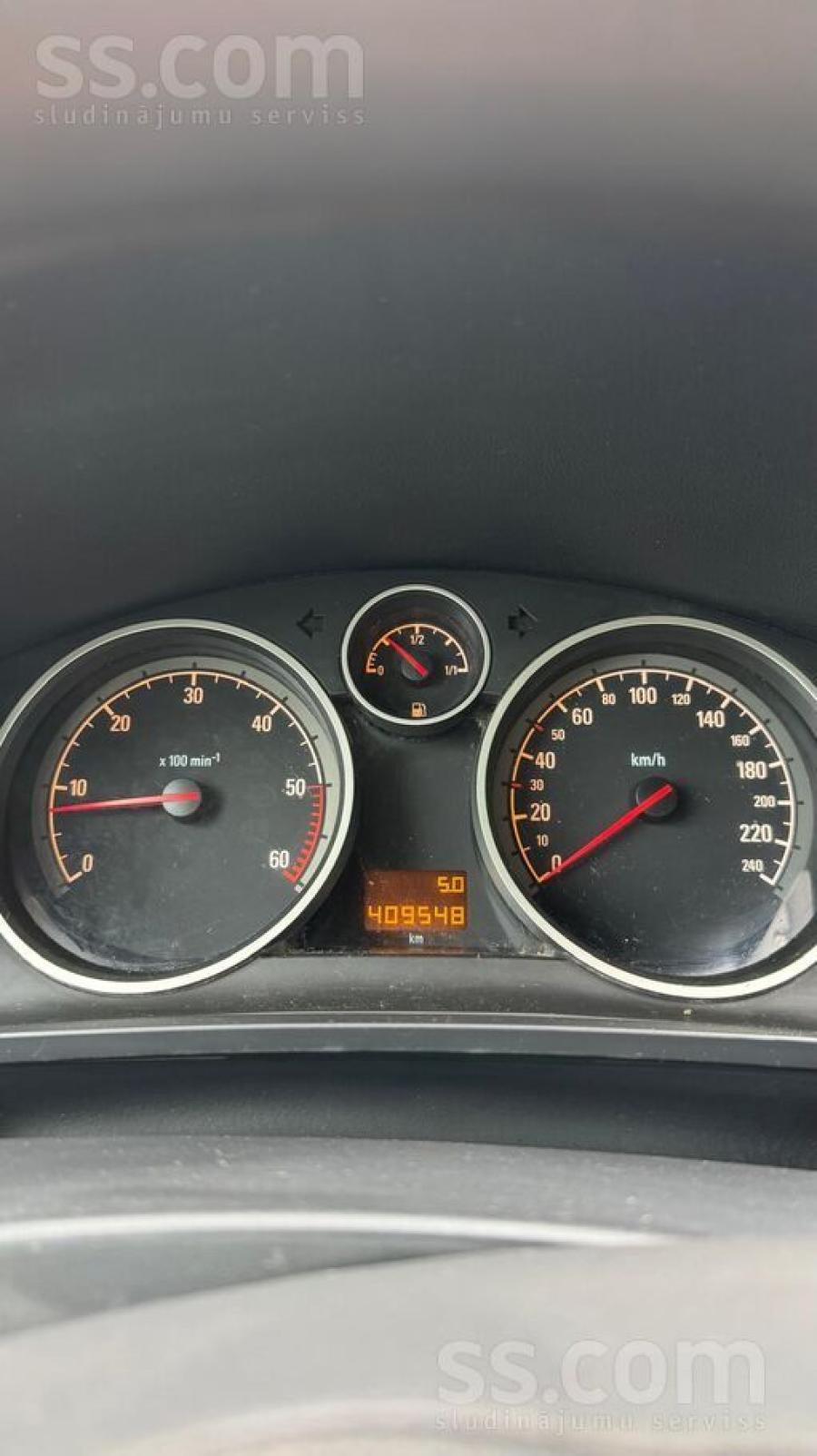 Zils Opel Zafira 2007 Tukums, ar dzinēja tilpumu 1.90 L un nobraukumu 409 tūkst. km par 1400 €, foto 8 vietnē AUTOMOTO.COM.LV