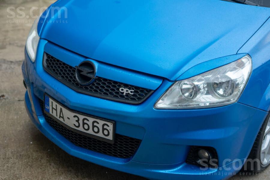 Zils Opel Zafira 2007 Liepāja, ar dzinēja tilpumu 2.00 L un nobraukumu 265 tūkst. km par 4700 €, foto 8 vietnē AUTOMOTO.COM.LV