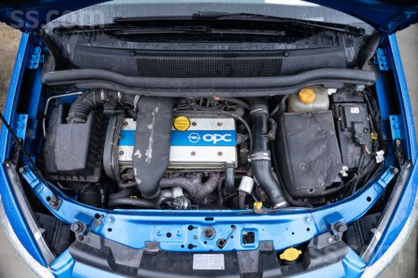 Zils Opel Zafira 2007 Liepāja, ar dzinēja tilpumu 2.00 L un nobraukumu 265 tūkst. km par 4700 €, foto 9 vietnē AUTOMOTO.COM.LV