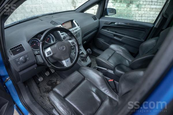 Zils Opel Zafira 2007 Liepāja, ar dzinēja tilpumu 2.00 L un nobraukumu 265 tūkst. km par 4700 €, foto 10 vietnē AUTOMOTO.COM.LV