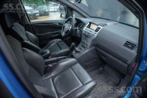 Zils Opel Zafira 2007 Liepāja, ar dzinēja tilpumu 2.00 L un nobraukumu 265 tūkst. km par 4700 €, foto 15 vietnē AUTOMOTO.COM.LV