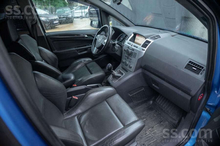 Zils Opel Zafira 2007 Liepāja, ar dzinēja tilpumu 2.00 L un nobraukumu 265 tūkst. km par 4700 €, foto 15 vietnē AUTOMOTO.COM.LV