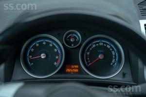 Zils Opel Zafira 2007 Liepāja, ar dzinēja tilpumu 2.00 L un nobraukumu 265 tūkst. km par 4700 €, foto 18 vietnē AUTOMOTO.COM.LV