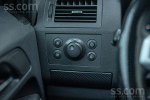 Zils Opel Zafira 2007 Liepāja, ar dzinēja tilpumu 2.00 L un nobraukumu 265 tūkst. km par 4700 €, foto 30 vietnē AUTOMOTO.COM.LV