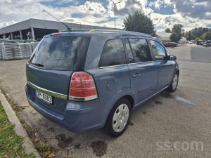 Zils Opel Zafira 2007 Rīga, ar dzinēja tilpumu 1.90 L un nobraukumu 254 tūkst. km par 1900 €, foto 5 vietnē AUTOMOTO.COM.LV