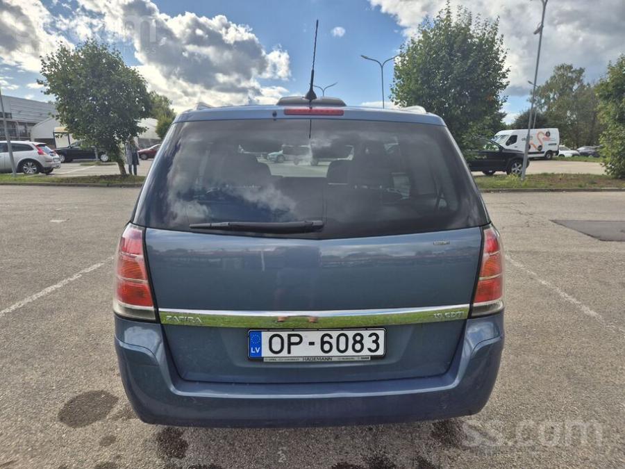 Zils Opel Zafira 2007 Rīga, ar dzinēja tilpumu 1.90 L un nobraukumu 254 tūkst. km par 1900 €, foto 7 vietnē AUTOMOTO.COM.LV