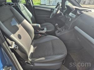 Zils Opel Zafira 2007 Rīga, ar dzinēja tilpumu 1.90 L un nobraukumu 254 tūkst. km par 1900 €, foto 12 vietnē AUTOMOTO.COM.LV
