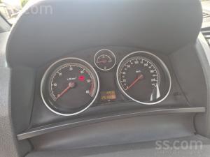 Zils Opel Zafira 2007 Rīga, ar dzinēja tilpumu 1.90 L un nobraukumu 254 tūkst. km par 1900 €, foto 14 vietnē AUTOMOTO.COM.LV