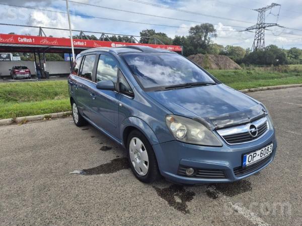 Blue Opel Zafira 2007 in Riga, with an engine capacity of 1.90 L and mileage of 254 thousand km for 1600 €, photo 4 on AUTOMOTO.COM.LV