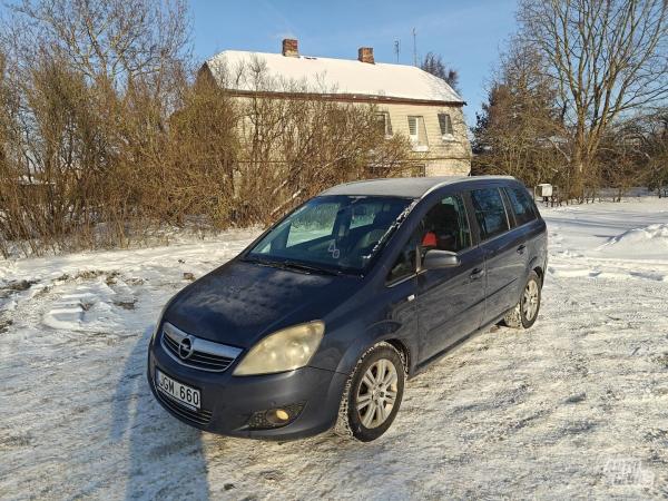 Blue Opel Zafira 2008 in Jonava, with an engine capacity of 1.90 L and mileage of 443 thousand km for 1100 €, photo 3 on AUTOMOTO.COM.LV