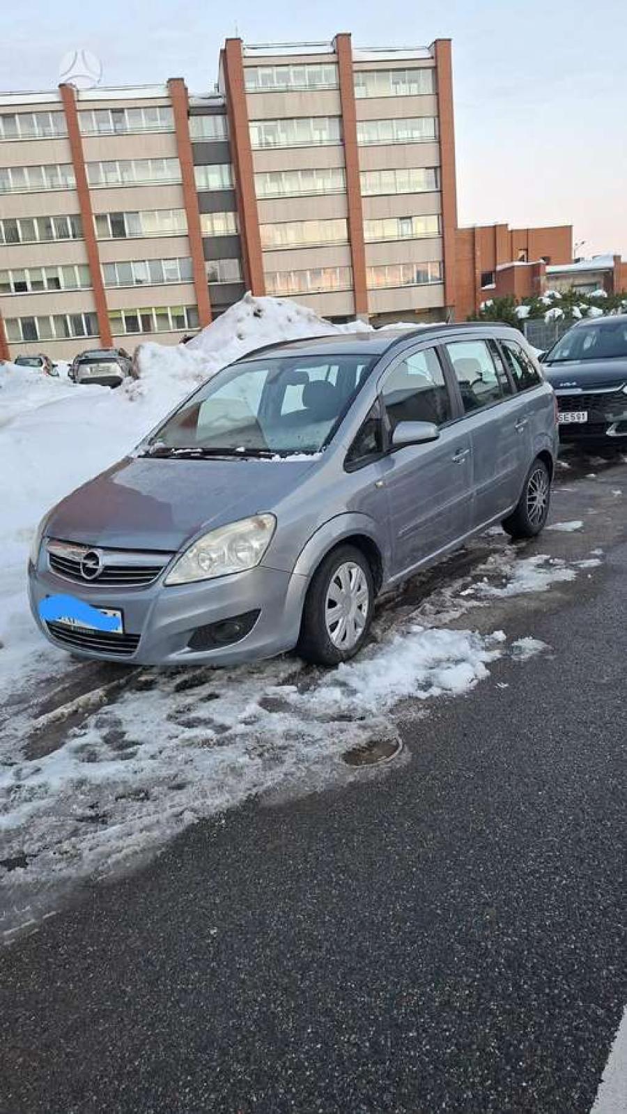 Zils Opel Zafira 2008 Telšiai, ar dzinēja tilpumu 1.91 L un nobraukumu 279 tūkst. km par 1800 €, foto 3 vietnē AUTOMOTO.COM.LV