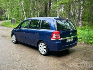 Zils Opel Zafira 2008 Rīga, ar dzinēja tilpumu 1.90 L un nobraukumu 0 tūkst. km par 2899 €, foto 4 vietnē AUTOMOTO.COM.LV