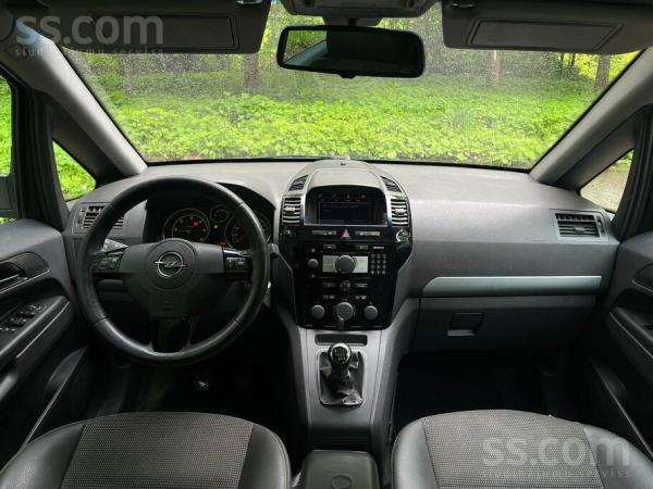 Blue Opel Zafira 2008 in Riga, with an engine capacity of 1.90 L and mileage of 0 thousand km for 2899 €, photo 10 on AUTOMOTO.COM.LV