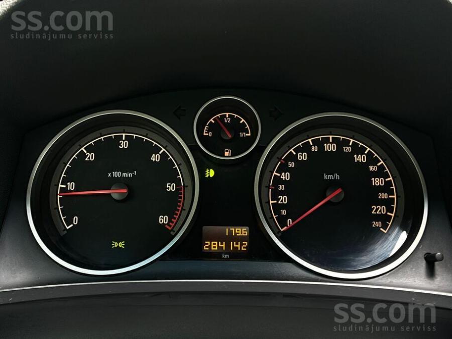 Zils Opel Zafira 2008 Rīga, ar dzinēja tilpumu 1.90 L un nobraukumu 0 tūkst. km par 2899 €, foto 13 vietnē AUTOMOTO.COM.LV