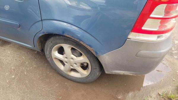Zils Opel Zafira 2008 Kauņa, ar dzinēja tilpumu 1.90 L un nobraukumu 403 tūkst. km par 1500 €, foto 3 vietnē AUTOMOTO.COM.LV
