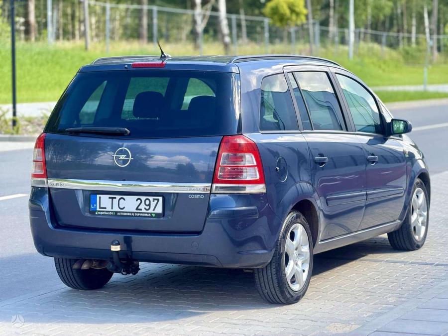 Blue Opel Zafira 2008 in Vilnius, with an engine capacity of 1.91 L and mileage of 208 thousand km for 1750 €, photo 7 on AUTOMOTO.COM.LV