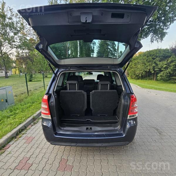 Zils Opel Zafira 2008 Rīga, ar dzinēja tilpumu 1.70 L un nobraukumu 337 tūkst. km par 1999 €, foto 10 vietnē AUTOMOTO.COM.LV