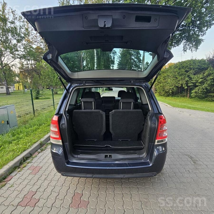 Zils Opel Zafira 2008 Rīga, ar dzinēja tilpumu 1.70 L un nobraukumu 337 tūkst. km par 1999 €, foto 11 vietnē AUTOMOTO.COM.LV