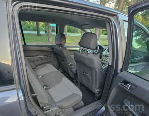 Zils Opel Zafira 2008 Rīga, ar dzinēja tilpumu 1.70 L un nobraukumu 337 tūkst. km par 1999 €, foto 14 vietnē AUTOMOTO.COM.LV