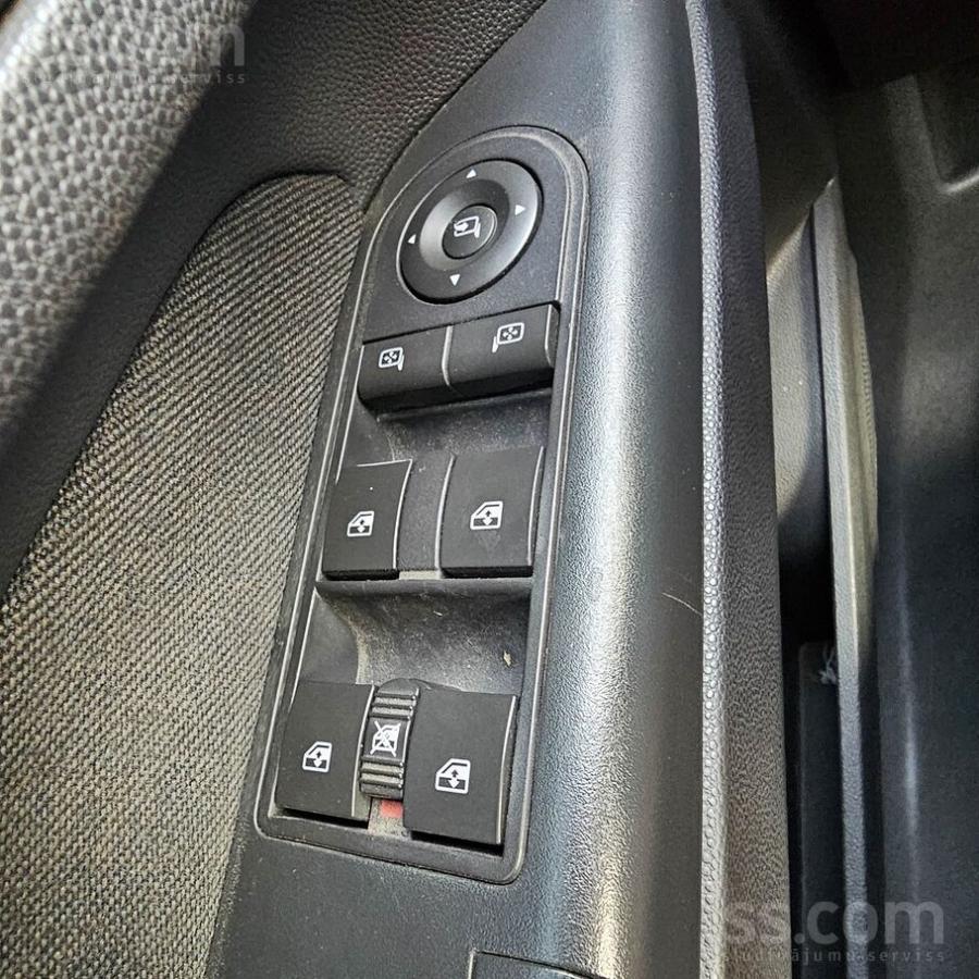 Zils Opel Zafira 2008 Rīga, ar dzinēja tilpumu 1.70 L un nobraukumu 337 tūkst. km par 1999 €, foto 18 vietnē AUTOMOTO.COM.LV