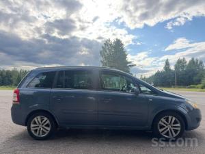 Zils Opel Zafira 2008 Rīga, ar dzinēja tilpumu 1.70 L un nobraukumu 260 tūkst. km par 990 €, foto 3 vietnē AUTOMOTO.COM.LV