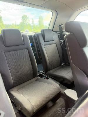 Zils Opel Zafira 2008 Rīga, ar dzinēja tilpumu 1.70 L un nobraukumu 260 tūkst. km par 990 €, foto 9 vietnē AUTOMOTO.COM.LV