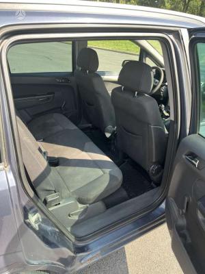 Blue Opel Zafira 2008 in Kaunas, with an engine capacity of 1.91 L and mileage of 258 thousand km for 1300 €, photo 12 on AUTOMOTO.COM.LV